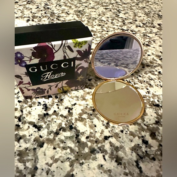 Accessories | Gucci Flora Goldtone Compact Mirror | Poshmark